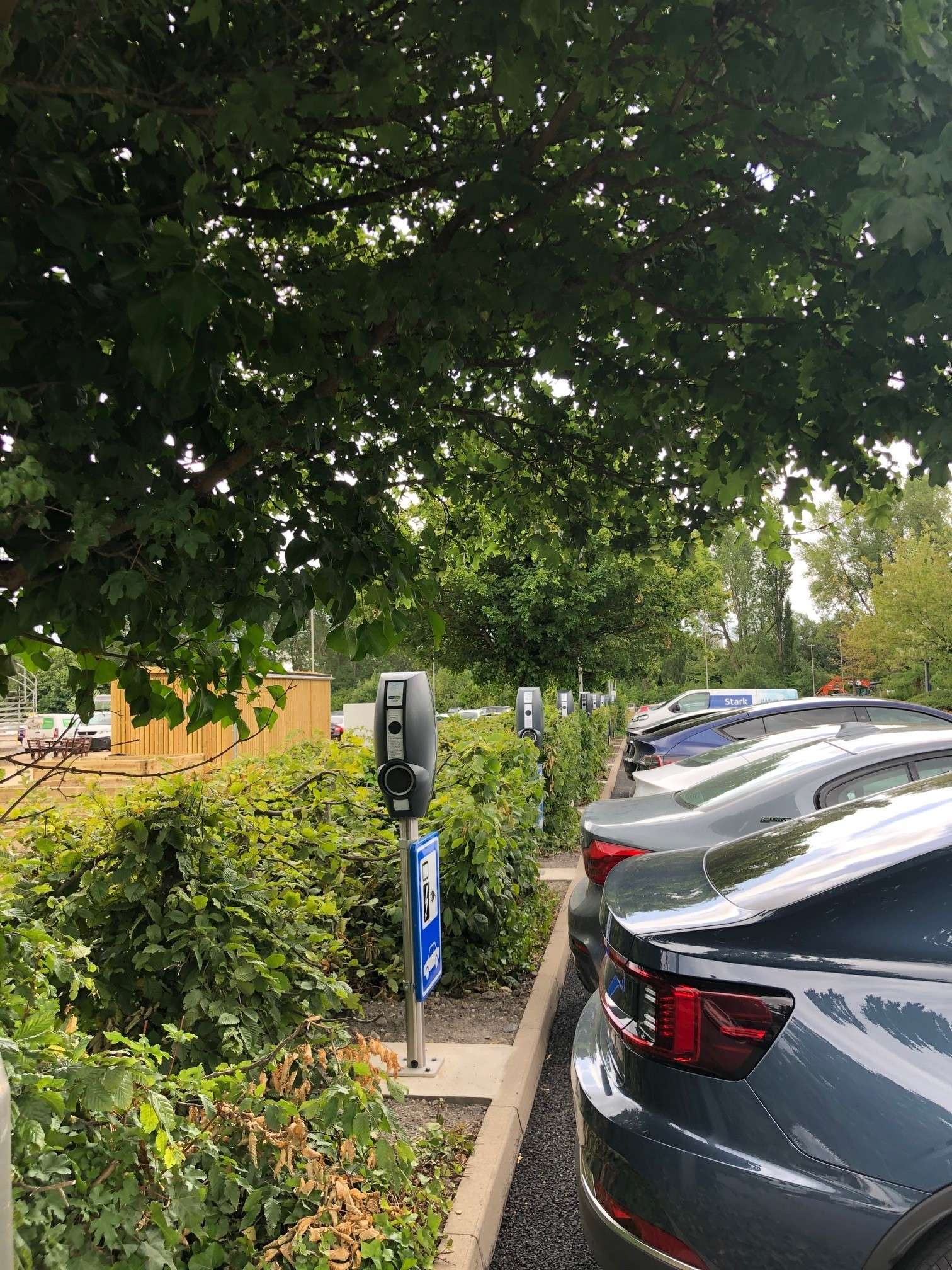 Smart EV charging for smart companies - Stark